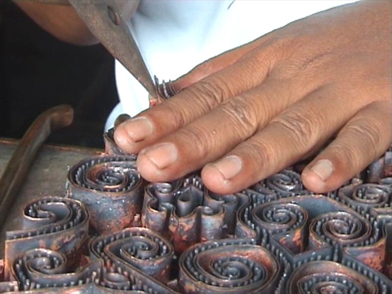 Batik SABRINA Pekalongan: CANTING CAP DAN PROSES PEMBUATANNYA