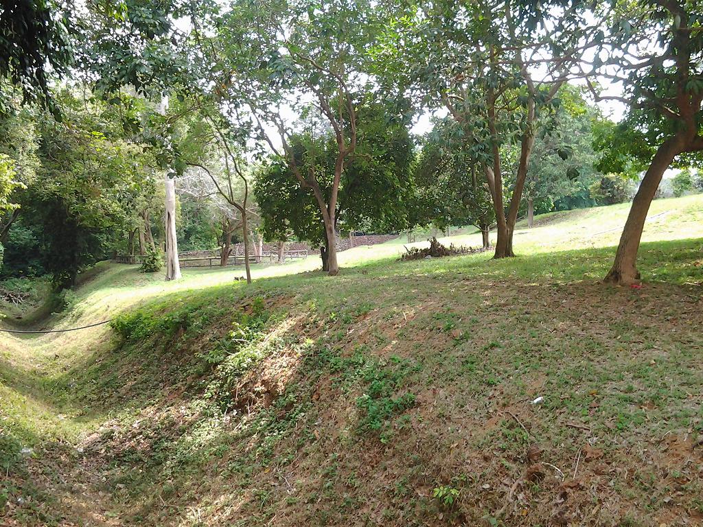 My Travel Blog With Love: Lukut Fort