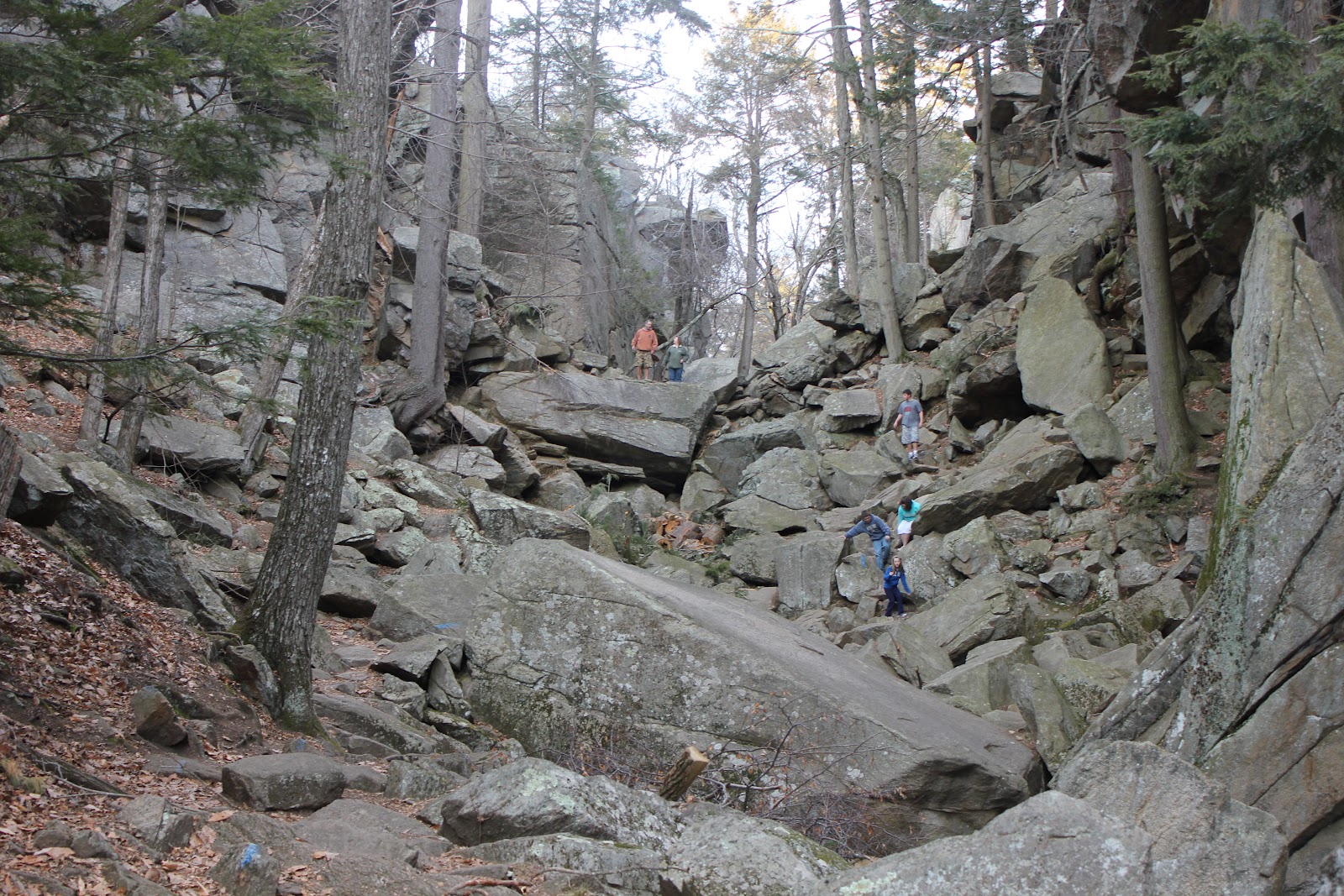 New England Tour Guides: Purgatory Chasm
