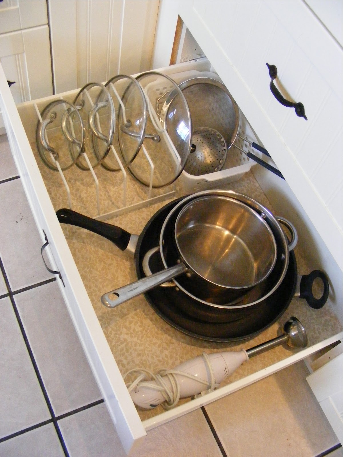 The Year of Less: Day 27: Decluttering the Kitchen (Part Two: The ...