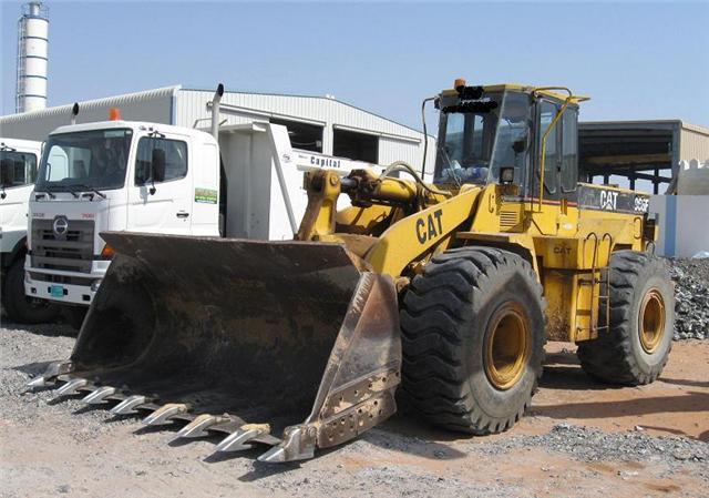 RAFIQ BROTHERS : Caterpillar 966F-II Wheel Loader For Sale in Dubai
