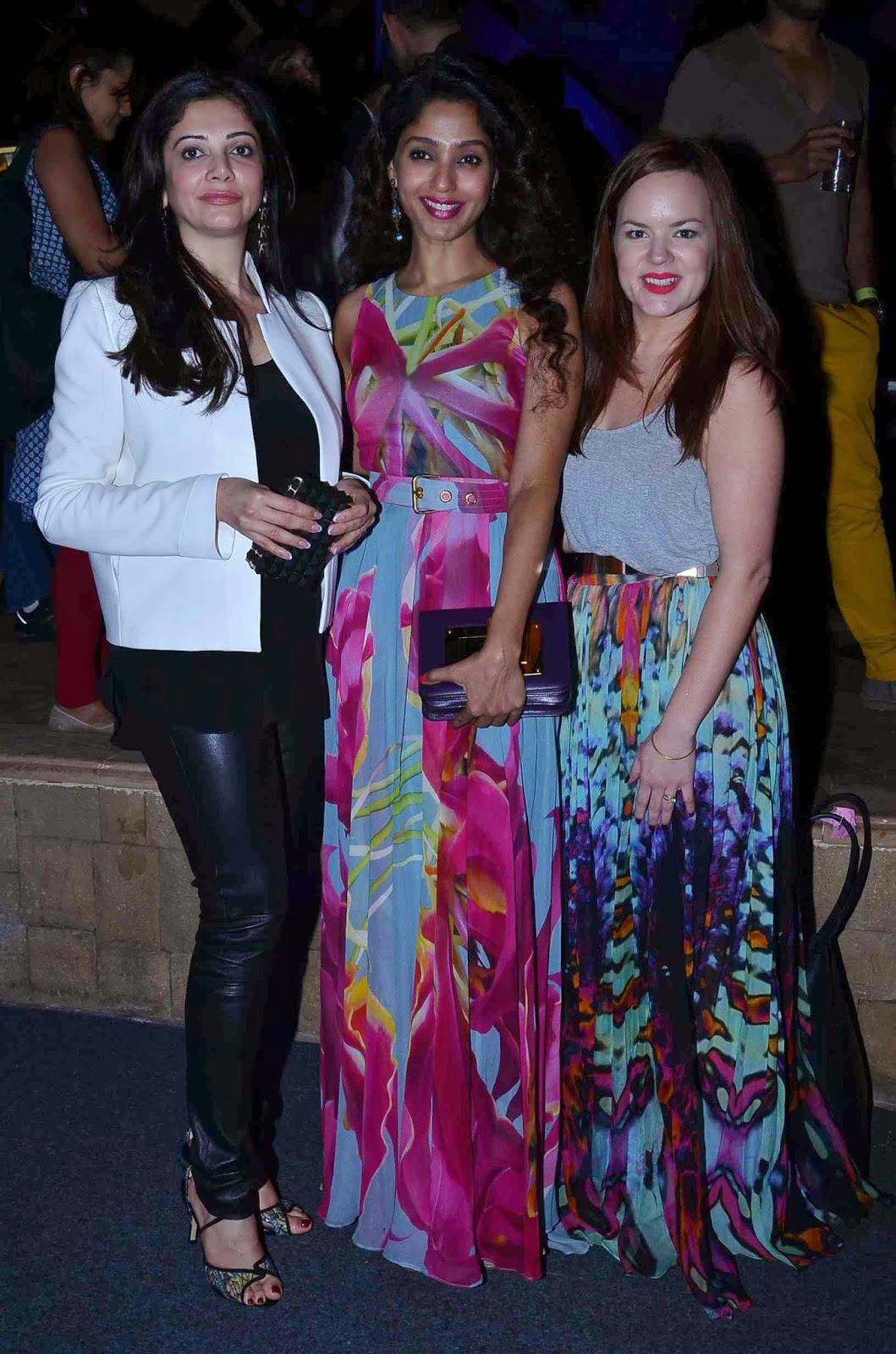 ORIENT PUBLICATION: Turquoise & Gold Makes A Splash On The Final Day at ...