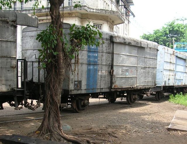 Arsip 76R: Gerbong Barang Indonesia