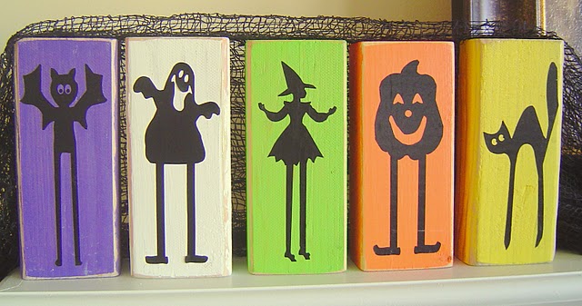 Be Different...Act Normal: Halloween Blocks [DIY Halloween Decorations]