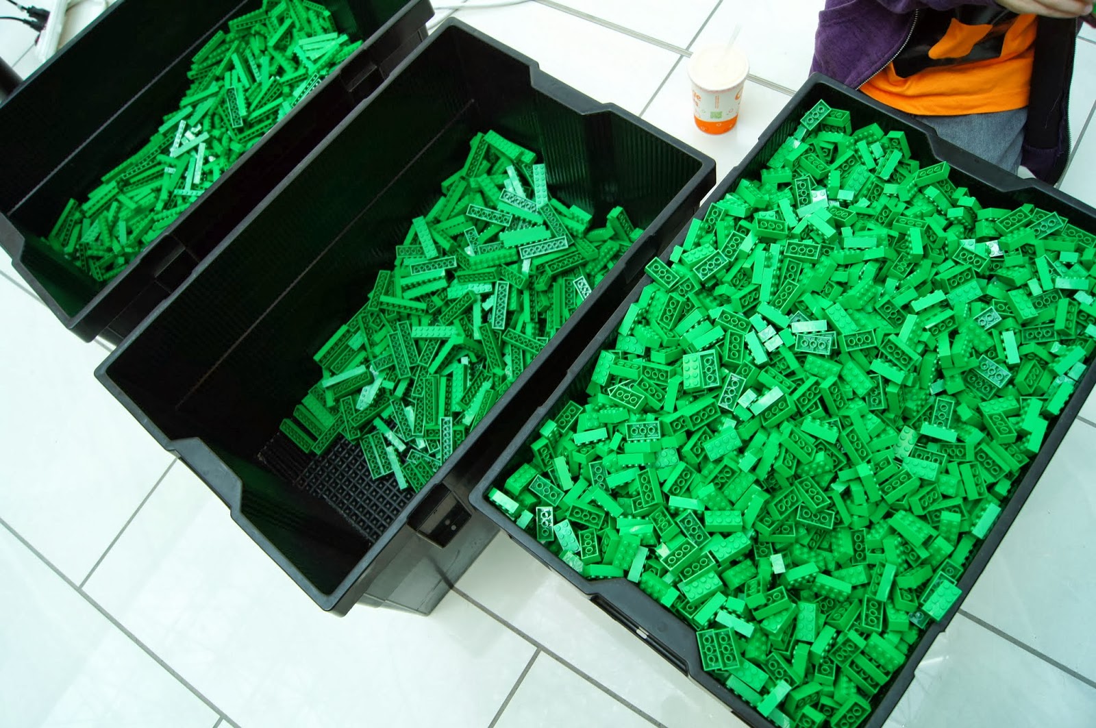 Mashed Thoughts: Guildford Town Centre LEGO Store Grand Opening with ...