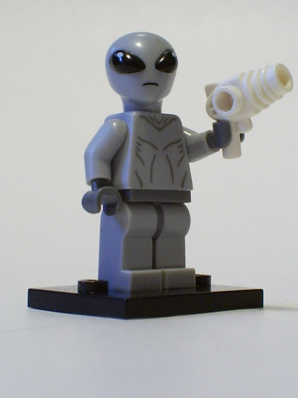 That Figures: REVIEW: Lego Minifigures Series 6 - Grey Alien