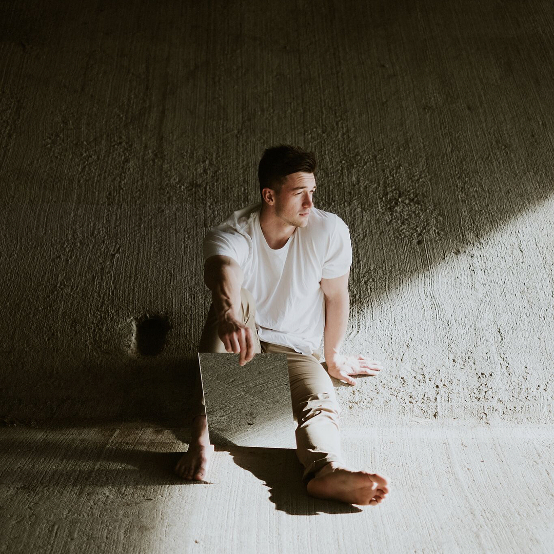 JEREMY ROHMER : REAPARECE EN REDES SOCIALES CON IMAGENES POR DILLON ...