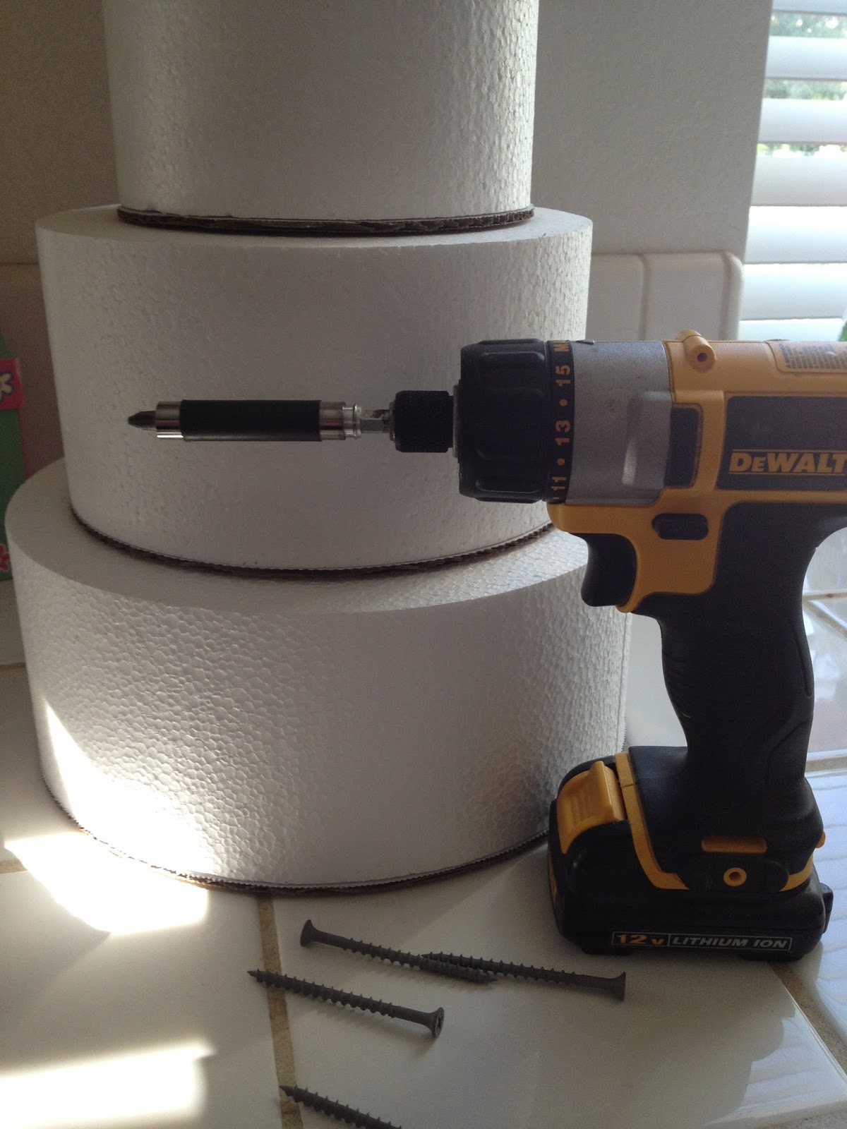 Make a Display Cake! - CakeCentral.com