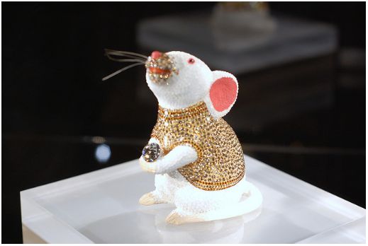 Swarovski Crystal Museum and Gardens / The Beading Gem