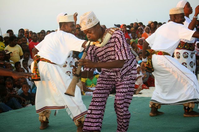 ASILI NA UTAMADUNI WA ZANZIBAR: Albamu