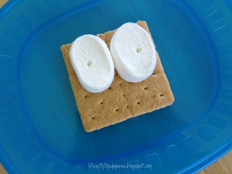 Life with the Depews: Owl Smores Tutorial