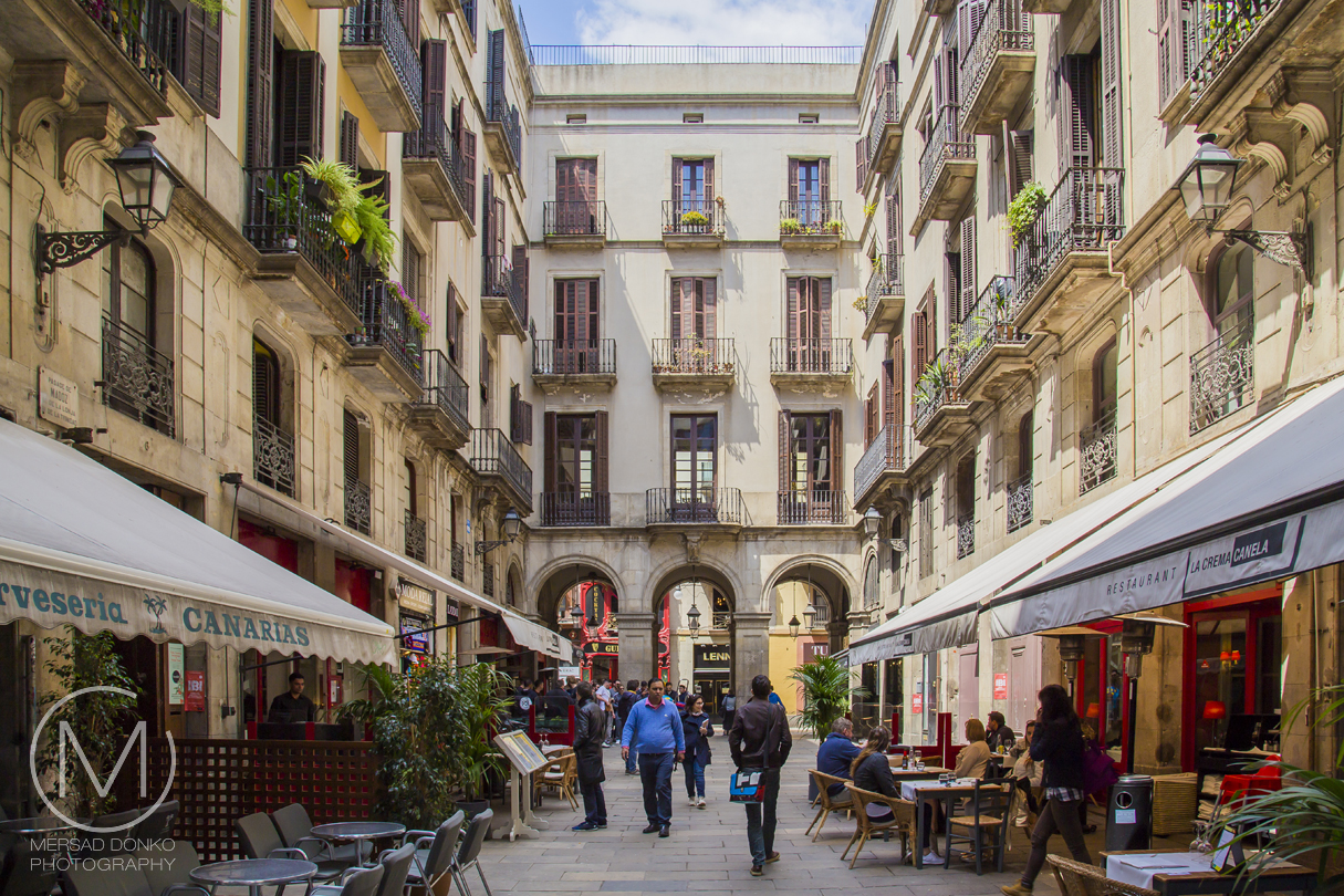 Visiting Barcelona [Part 2/5]: La Rambla, Old Town and Park Guell ...