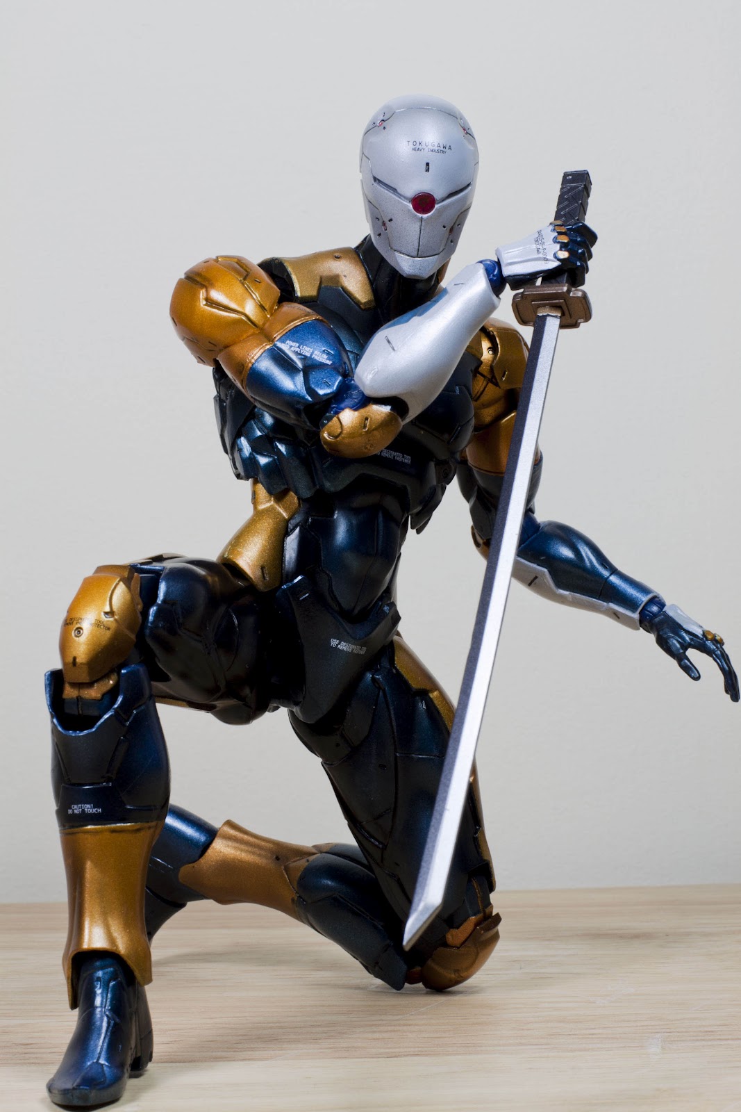Doons Dungeon: Play Arts Kai Robot Ninja (Grey Fox)