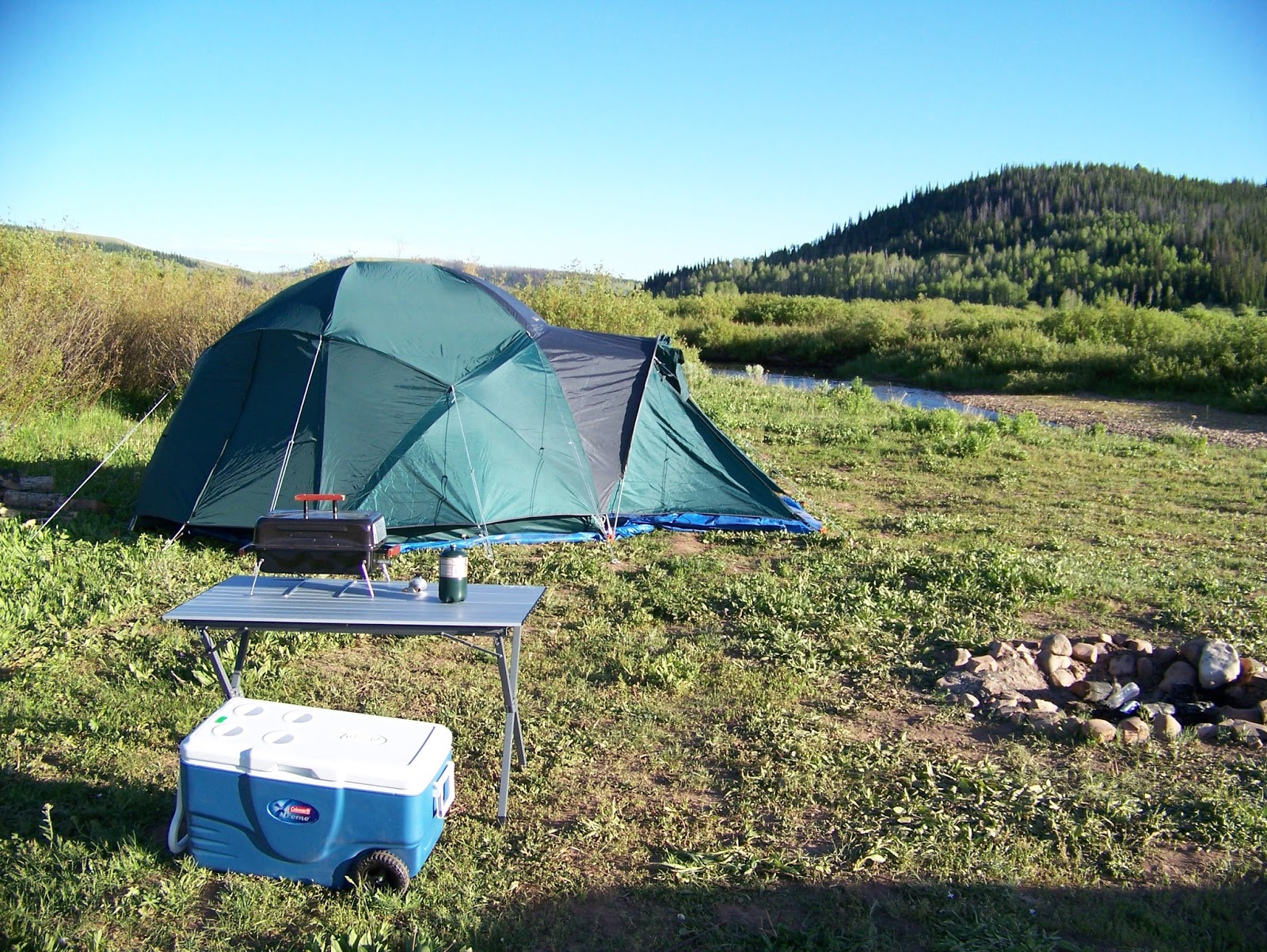 Fly Fishing the West with Howard: Alaskan Guide Model Tent Review (8 ...