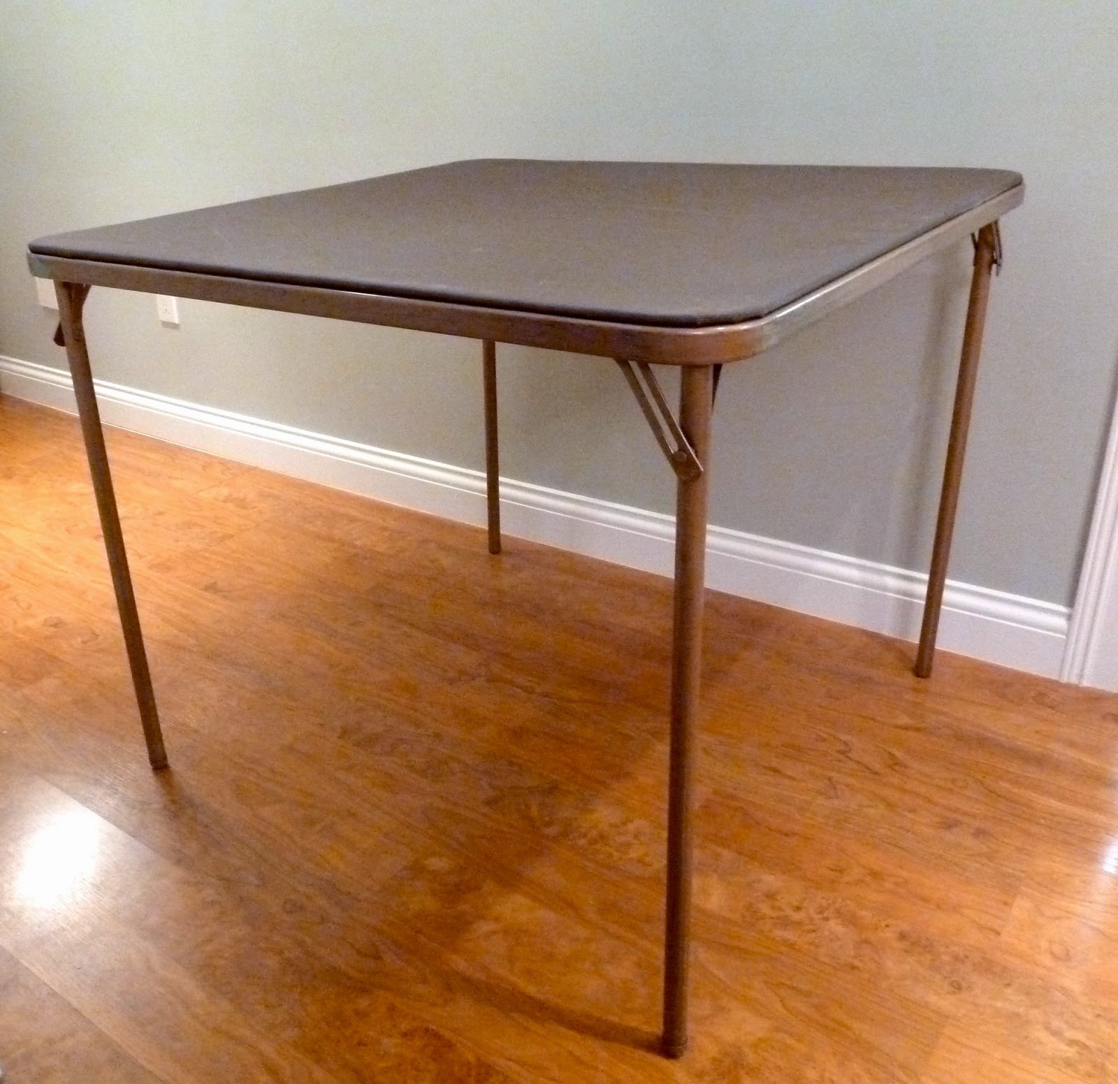 The Designing Doc: DIY: Refinished Card Table and Chairs