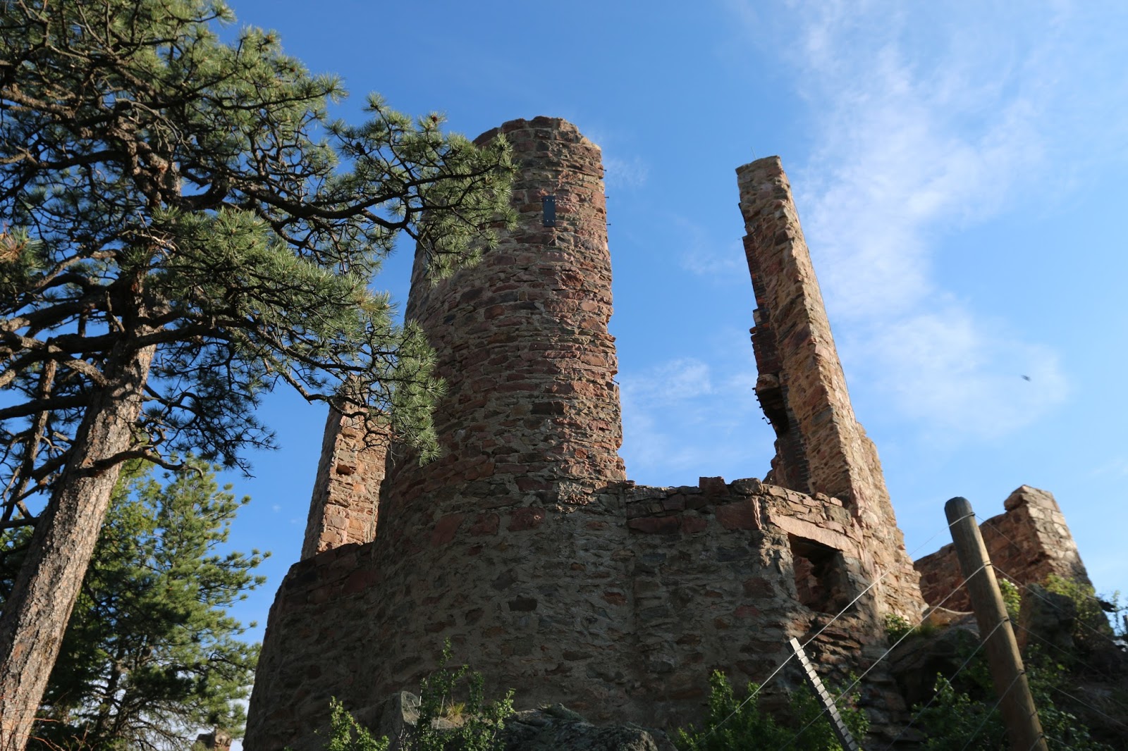 gjhikes.com: Walker Home Ruins
