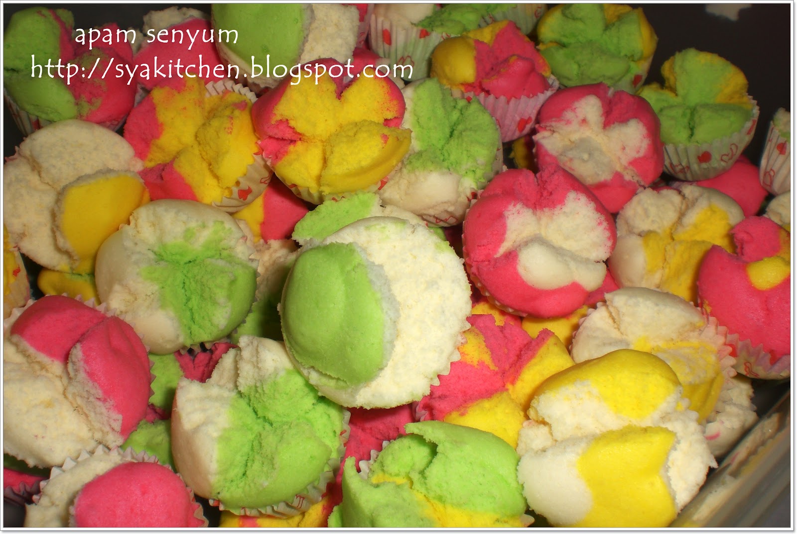 sEg@laNy@ diSiNi: APAM SENYUM @ APAM AISKRIM SODA