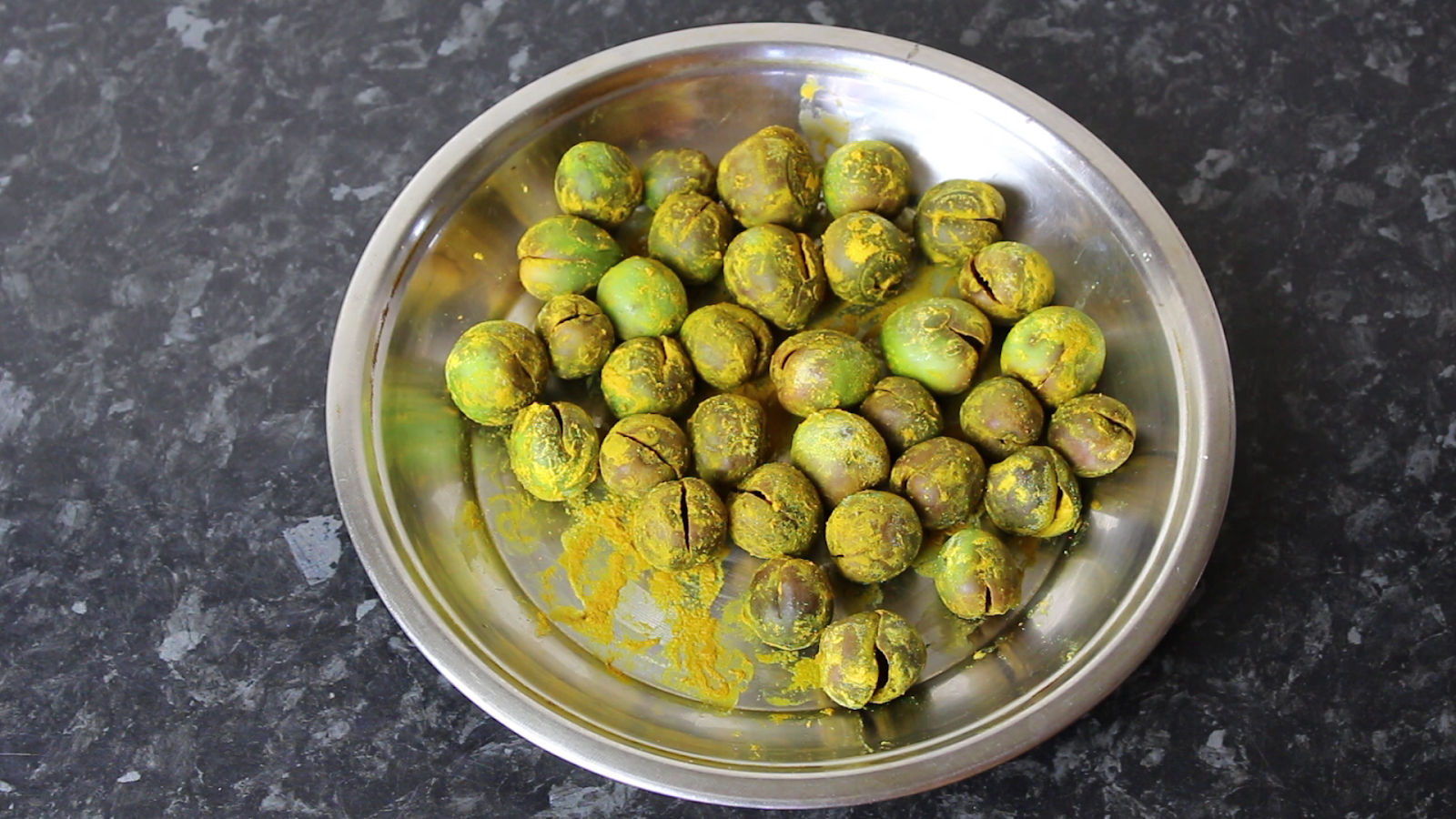 Dipa's Kitchen: Gunda Pickle Recipe | एसे बनाये गुन्दे का चट्पटा अचार ...