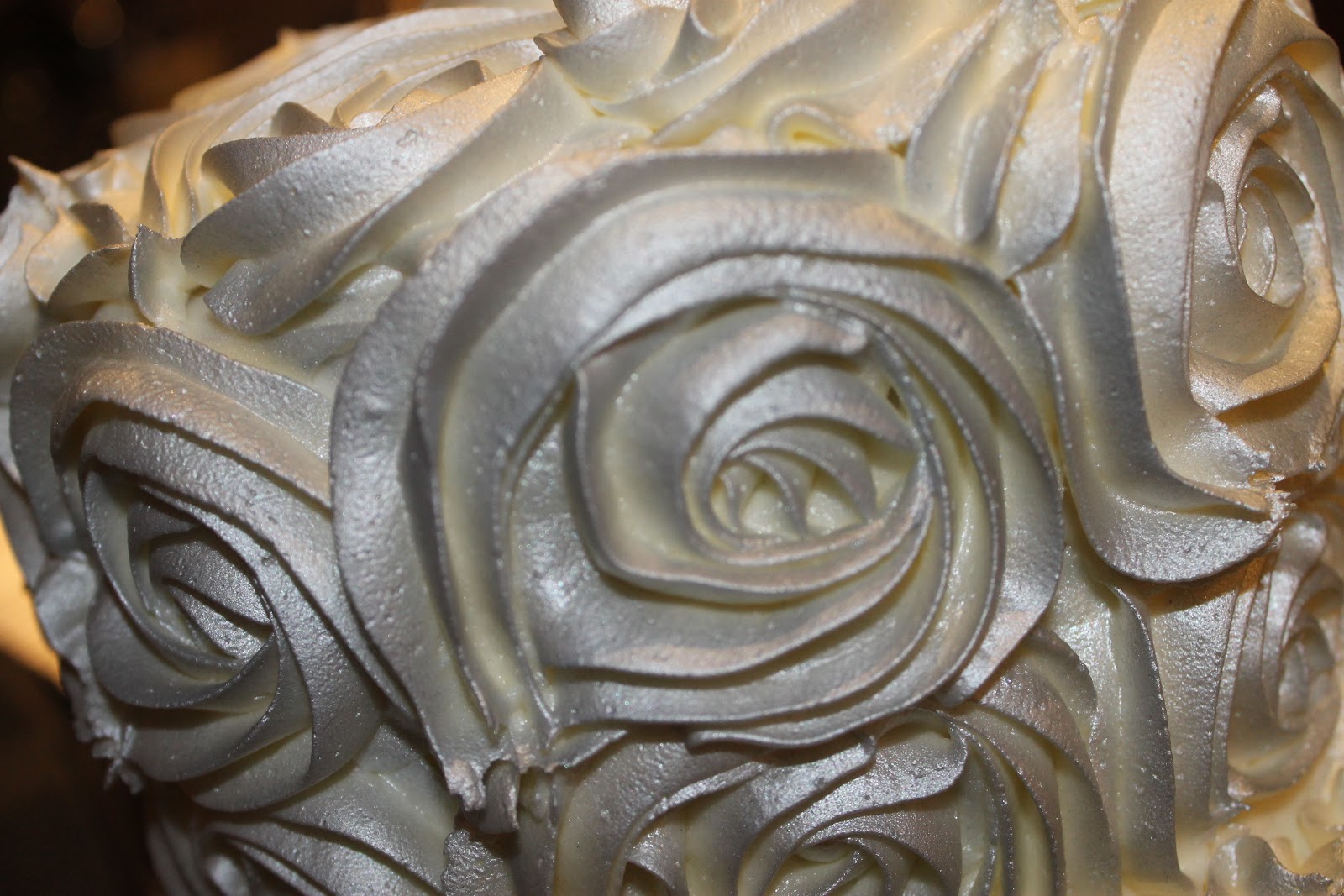 The Simple Cake: Silver Rosette Cake