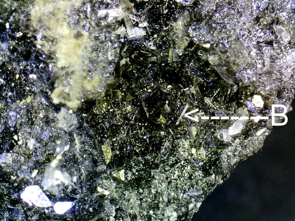 CSMS GEOLOGY POST: BABINGTONITE: MA STATE MINERAL