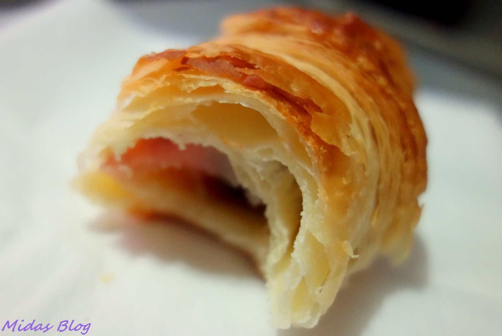 Midas Food n Travel Blog: Choco Cro from St. Marc cafe @Marina Square