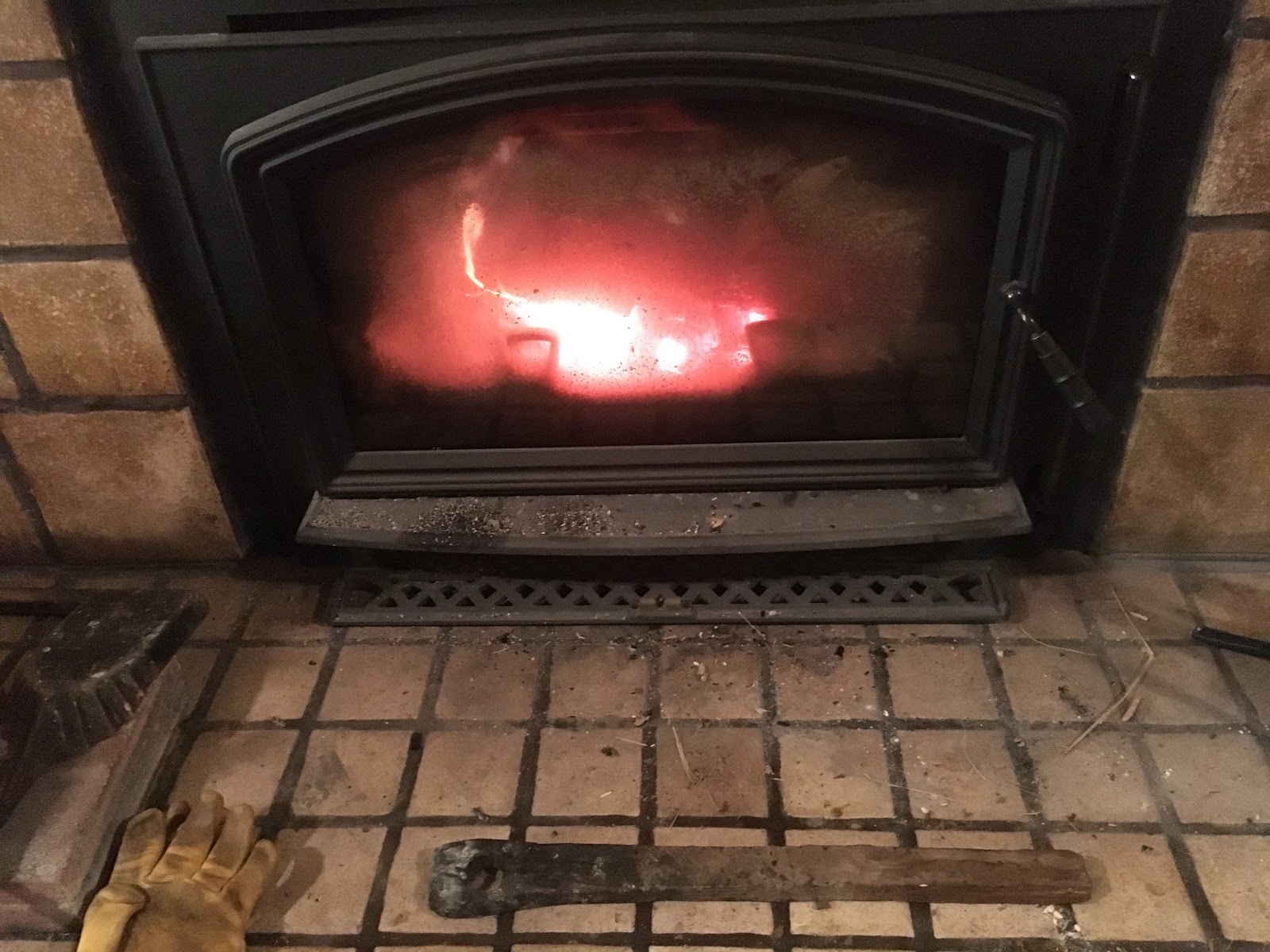 Microwunderkammer: Tuesday Tool Primitive Pete edition