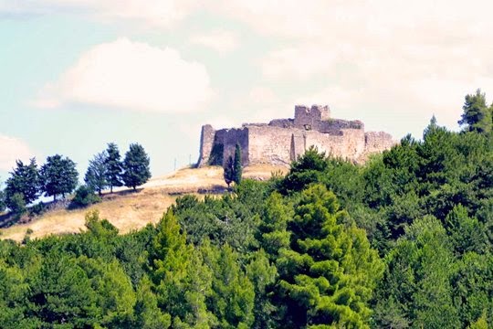 ΨΗΓΜΑΤΑ ΑΠΟ ΤΗΝ ΕΛΛΗΝΙΚΗ ΙΣΤΟΡΙΑ: ΤΟ ΚΑΣΤΡΟ ΤΗΣ ΜΕΝΔΕΝΙΤΣΑΣ Η ...