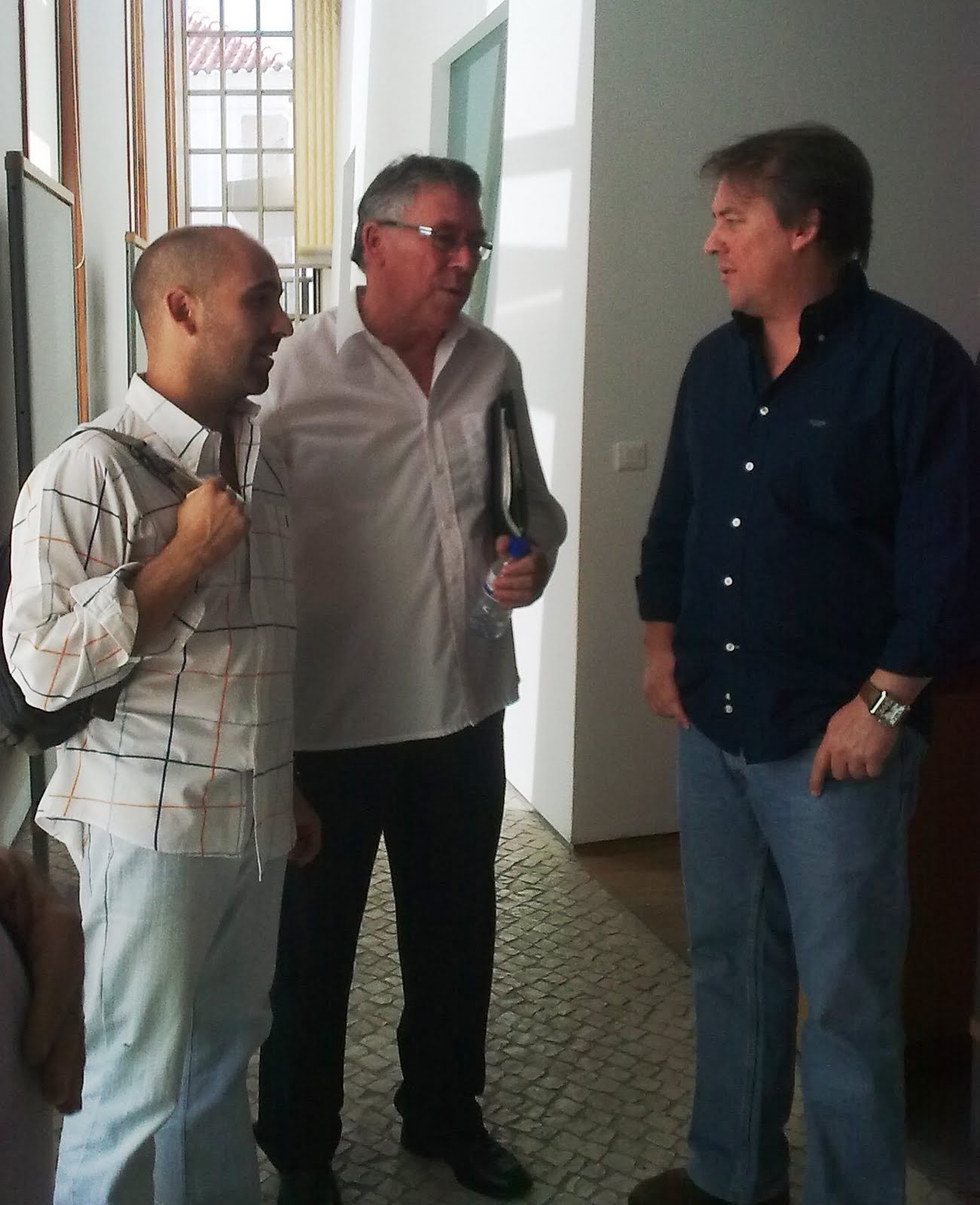 De Porta Aberta: JOSÉ PINHAL EM "ESCRITAS DE CÁ" NA BIBLIOTECA DA CHAMUSCA.