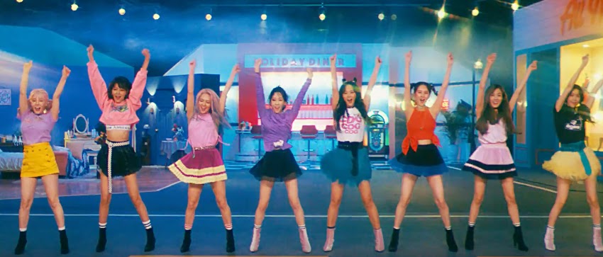 [MUSIC VIDEO REVIEW] Girls' Generation (SNSD) - Holiday & All Night ...