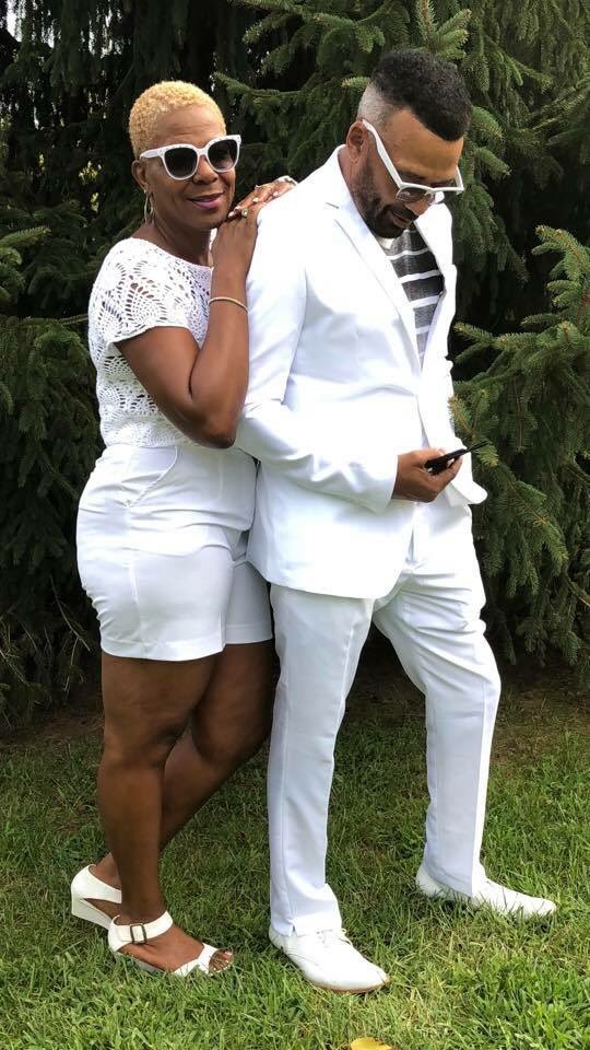 Check out this super dapper elderly couple