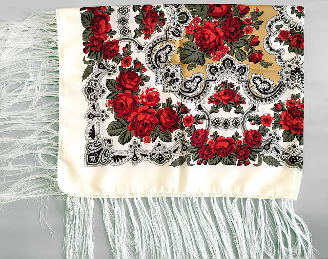 Acum si mai multe modele de esarfe etno rusesti din casmir