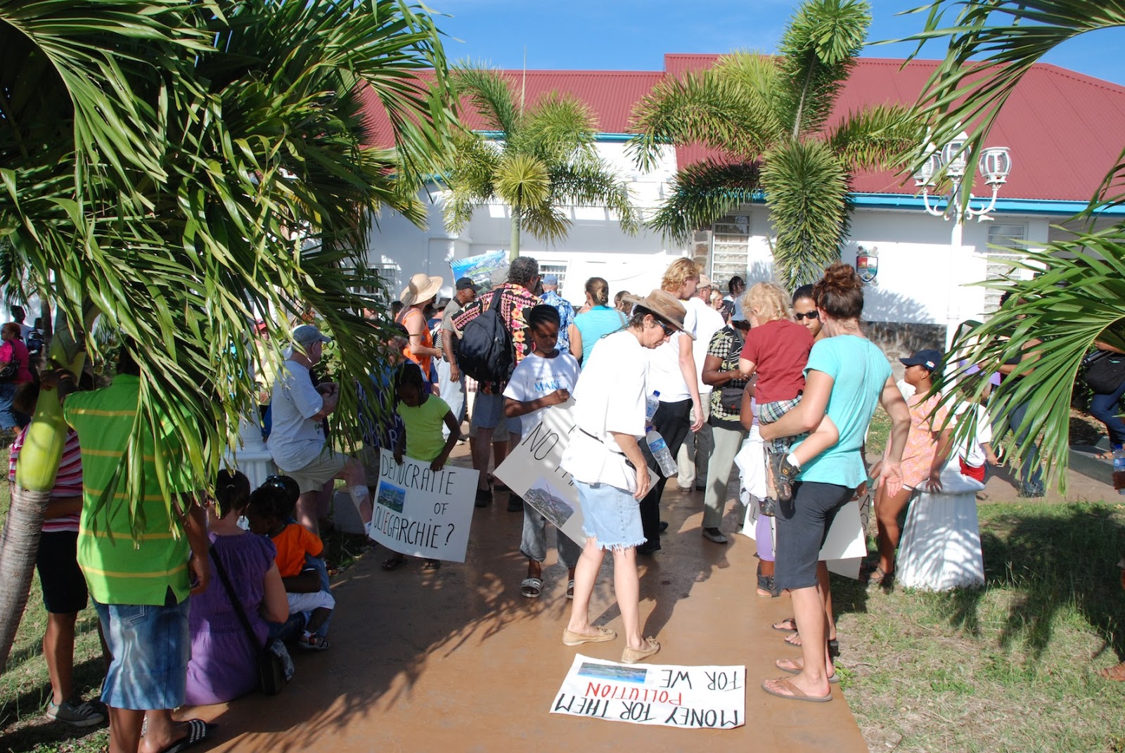 St. Eustatius Awareness and Development Network: Statia people hit the ...