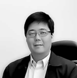 JOEL FERNANDO: VAZAM FOTOS DE PARTES DO CORPO DE KITANO MATSUNAGA. CONFIRA