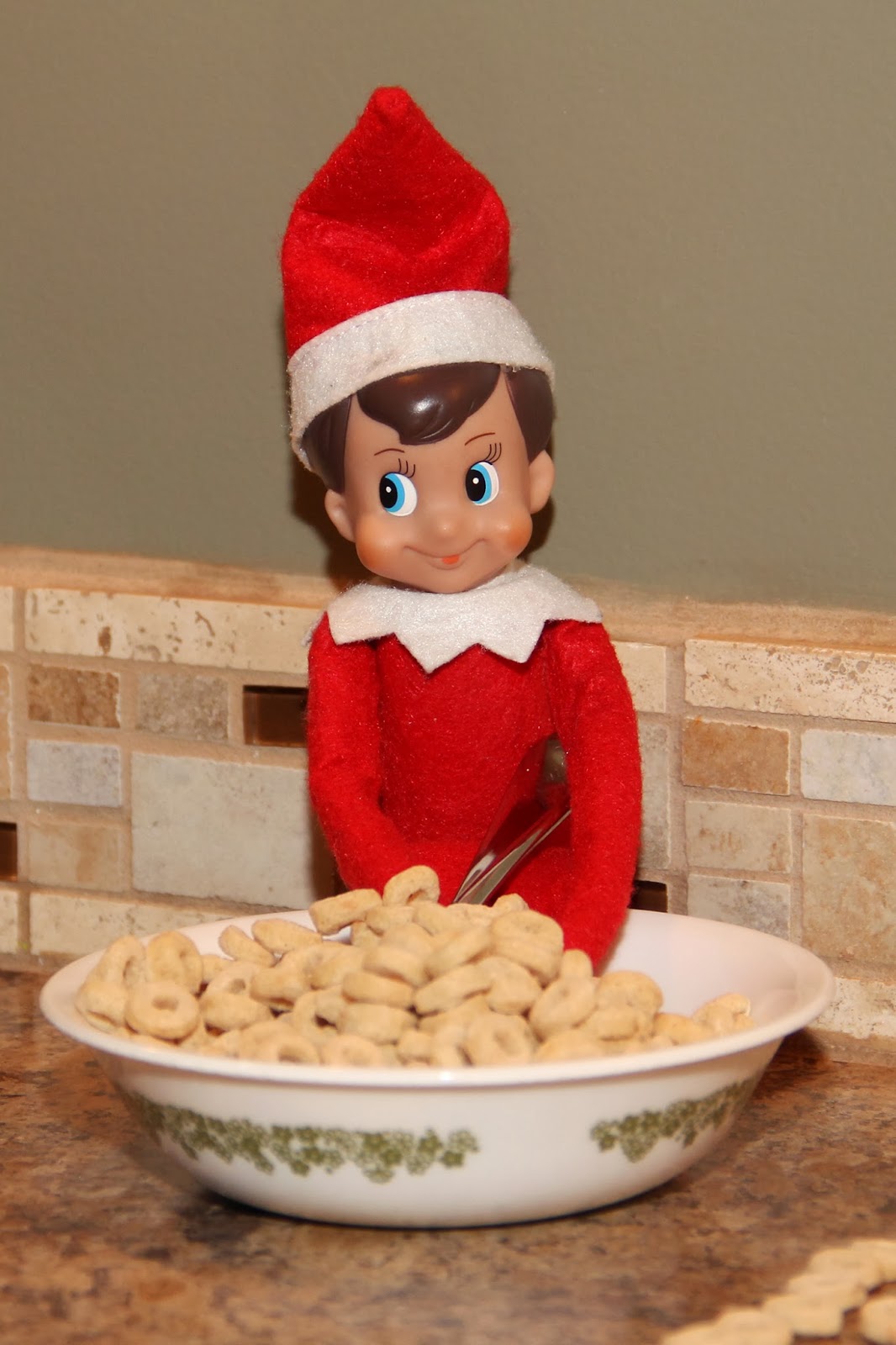 Gummy Bears and Pony Tails: Elf Spells "Be Good"