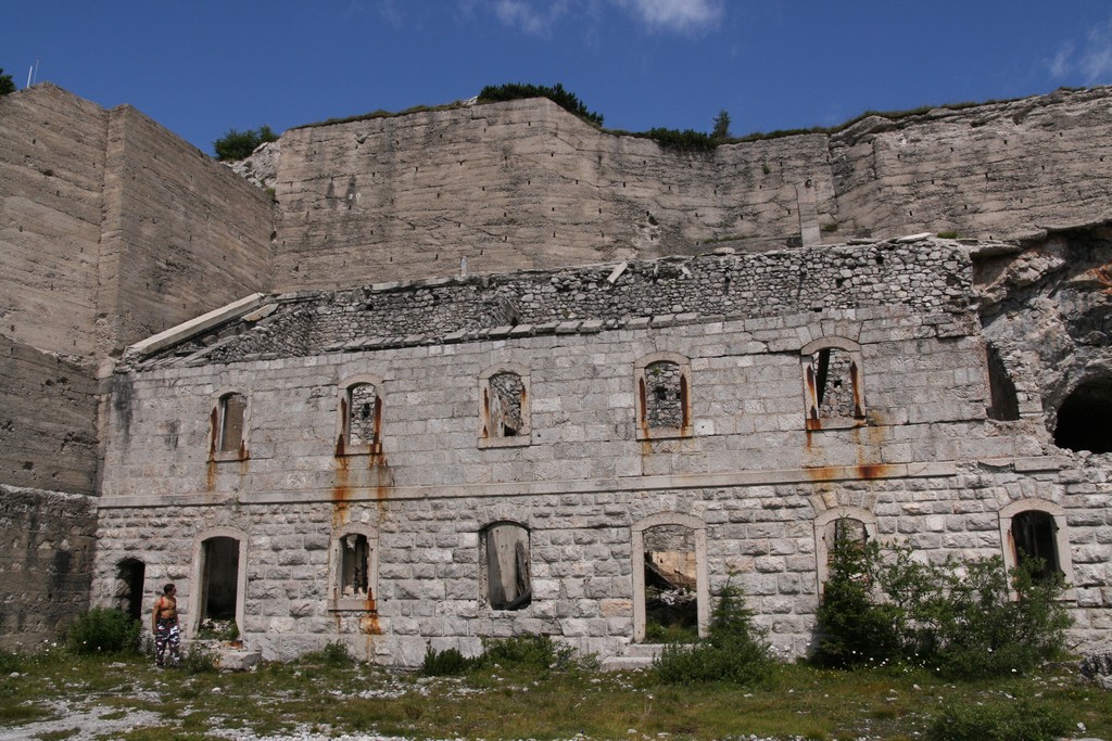 World War I Bridges - WW1 Centenary from the river Piave: June 2012
