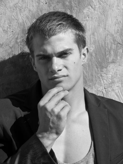 L'Homme du Jour: SETH KUHLMANN