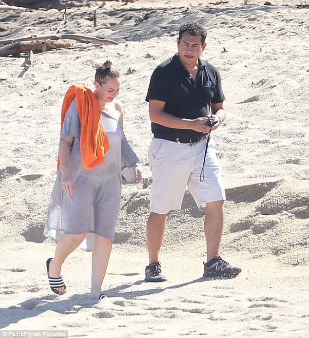 Sia hits the beach days after announcing divorce from husband of 2 years