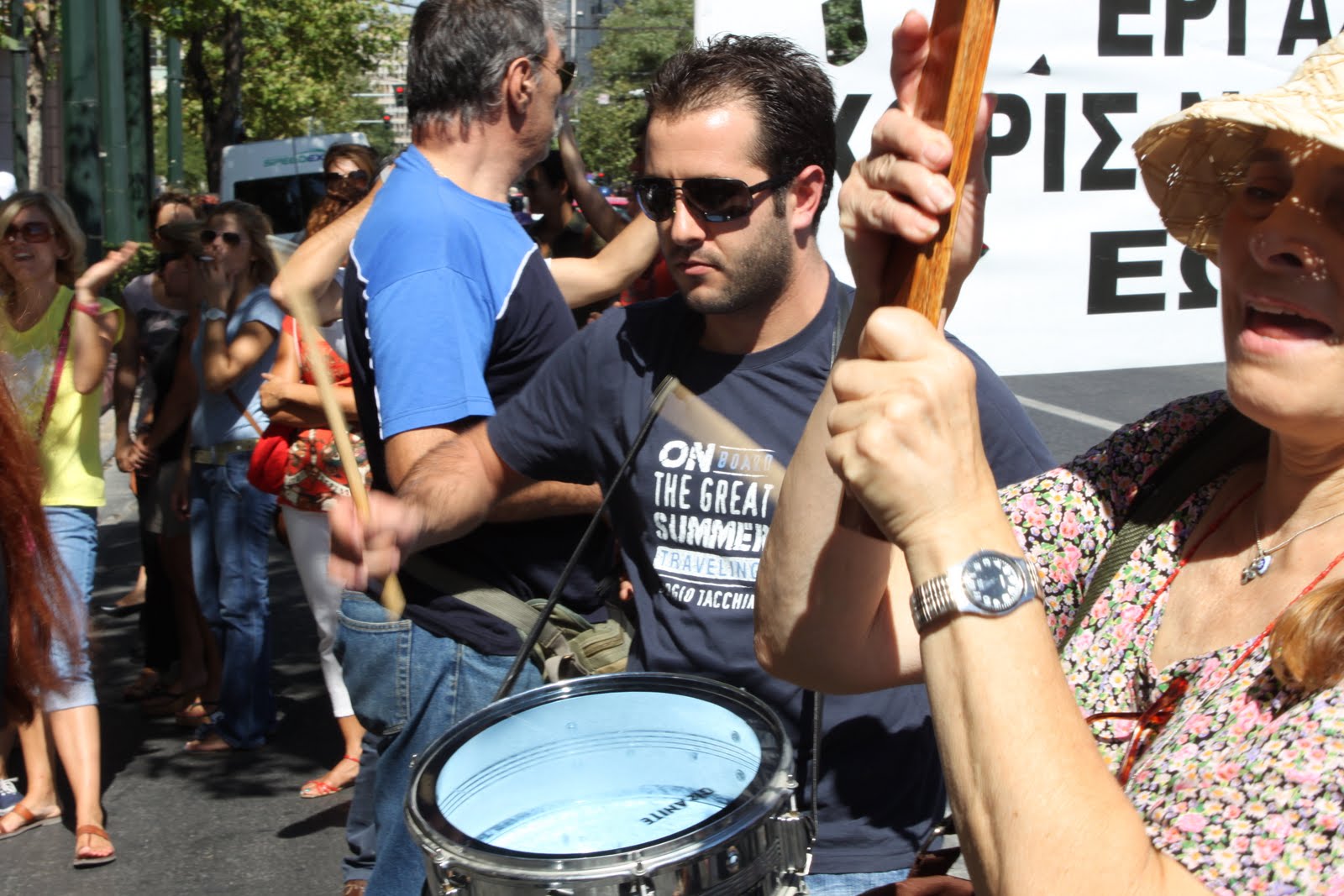 ΣΥΛΛΟΓΟΣ ΕΡΓΑΖΟΜΕΝΩΝ ΕΛΛΗΝΙΚΟΥ ΕΡΥΘΡΟΥ ΣΤΑΥΡΟΥ: 13/9/11 ΝΕΑ ΠΟΡΕΙΑ ΠΡΟΣ ...