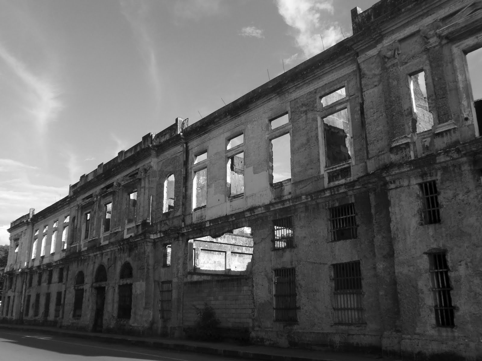 Intramuros | Page 2 | SkyscraperCity Forum