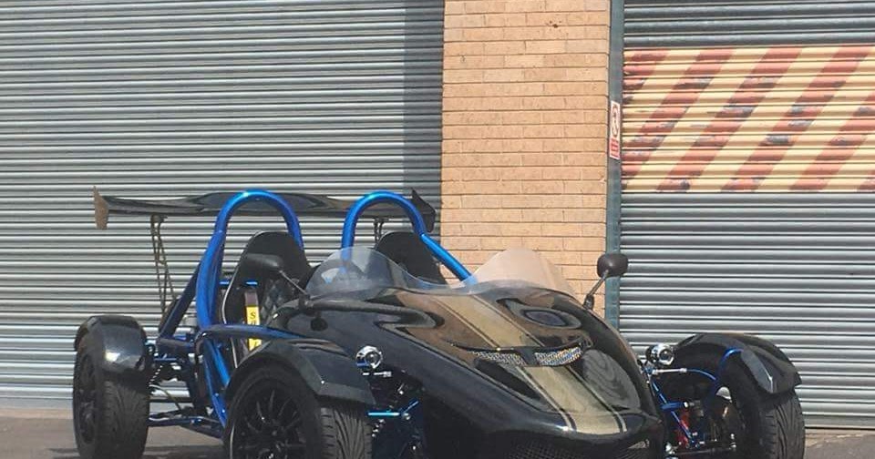 Rocket 2 Kit Car Build Diary: Other Rocket 2 Builds