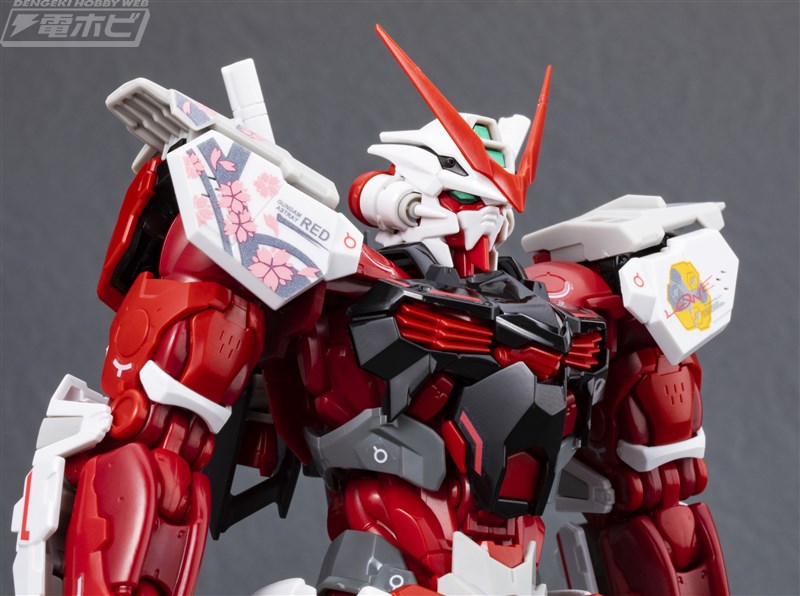HiRM 1/100 Gundam Astray Red Frame Decals Applied Sample Images by ...
