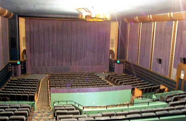 San Francisco Theatres: The Presidio Theatre