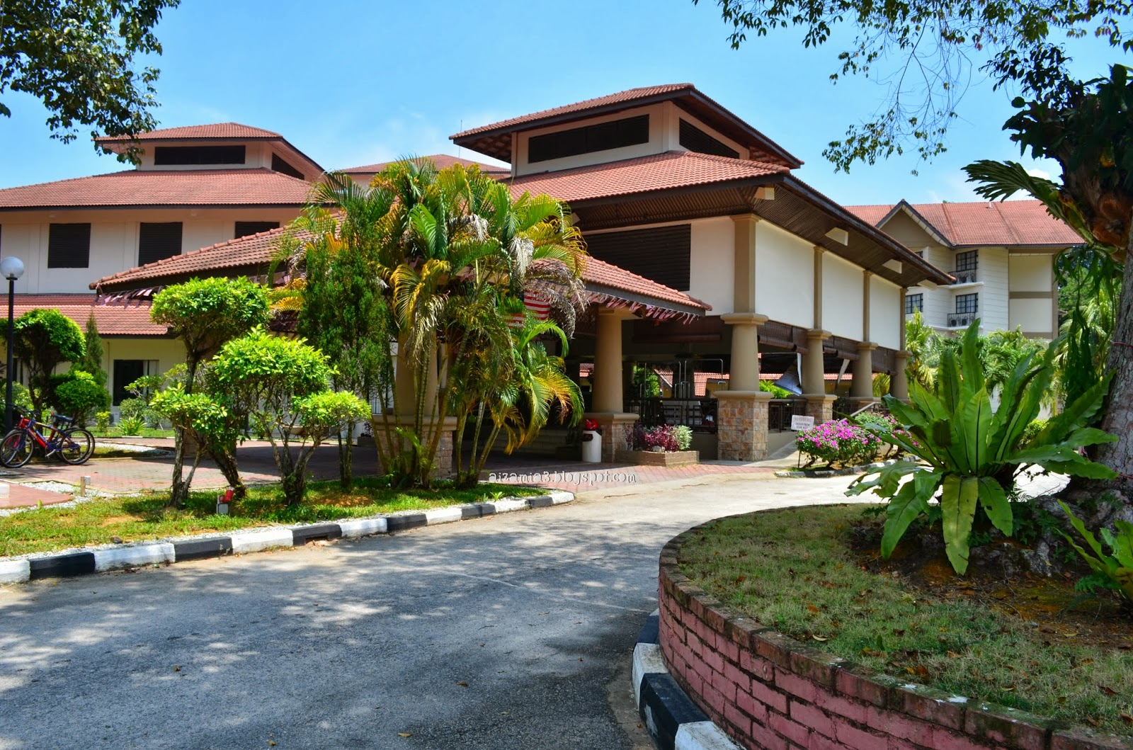 aizamia3: Kursus di Suria Beach Resort Cherating, Pahang