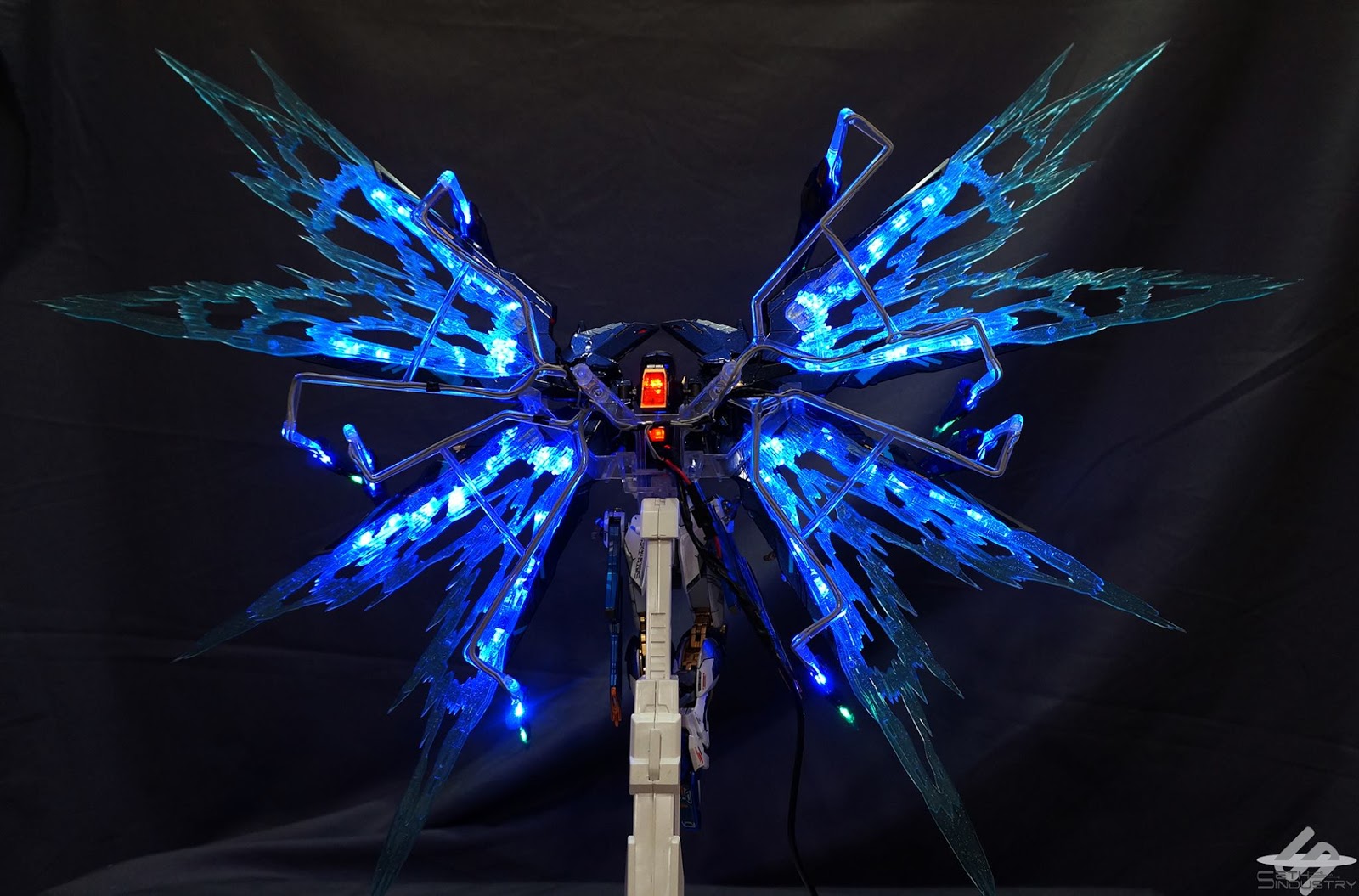 Custom Build: DM 1/100 Strike Freedom Gundam Ver. MB + LED