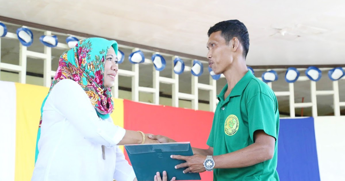 MINDANAO EXPOSE: DAR-ARMM turns over HDAP projects