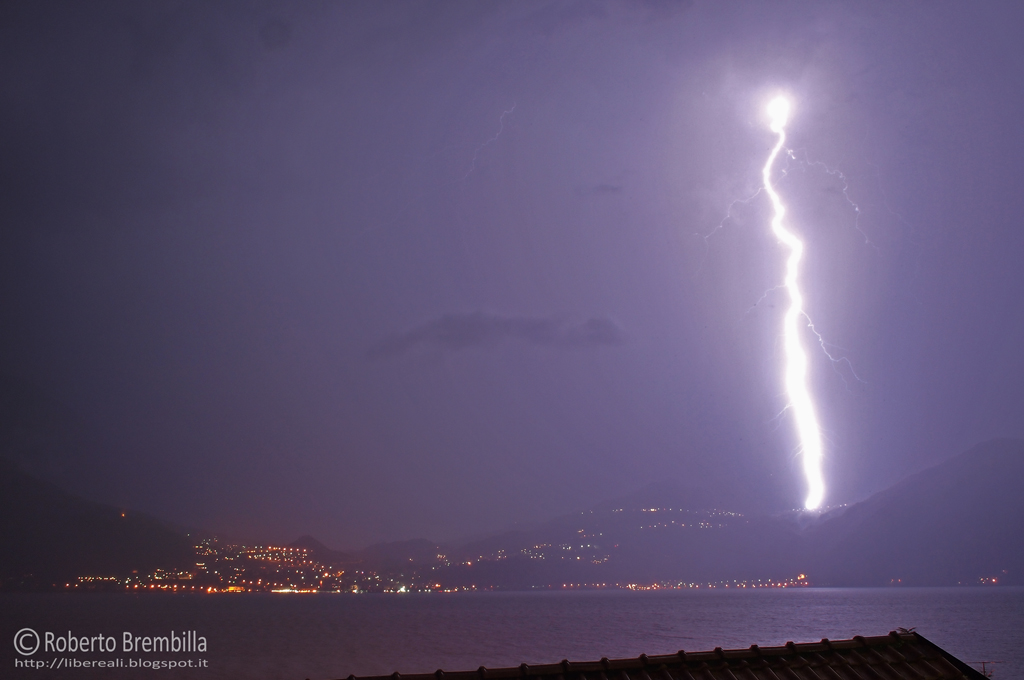 libereali: Fulmini e saette.