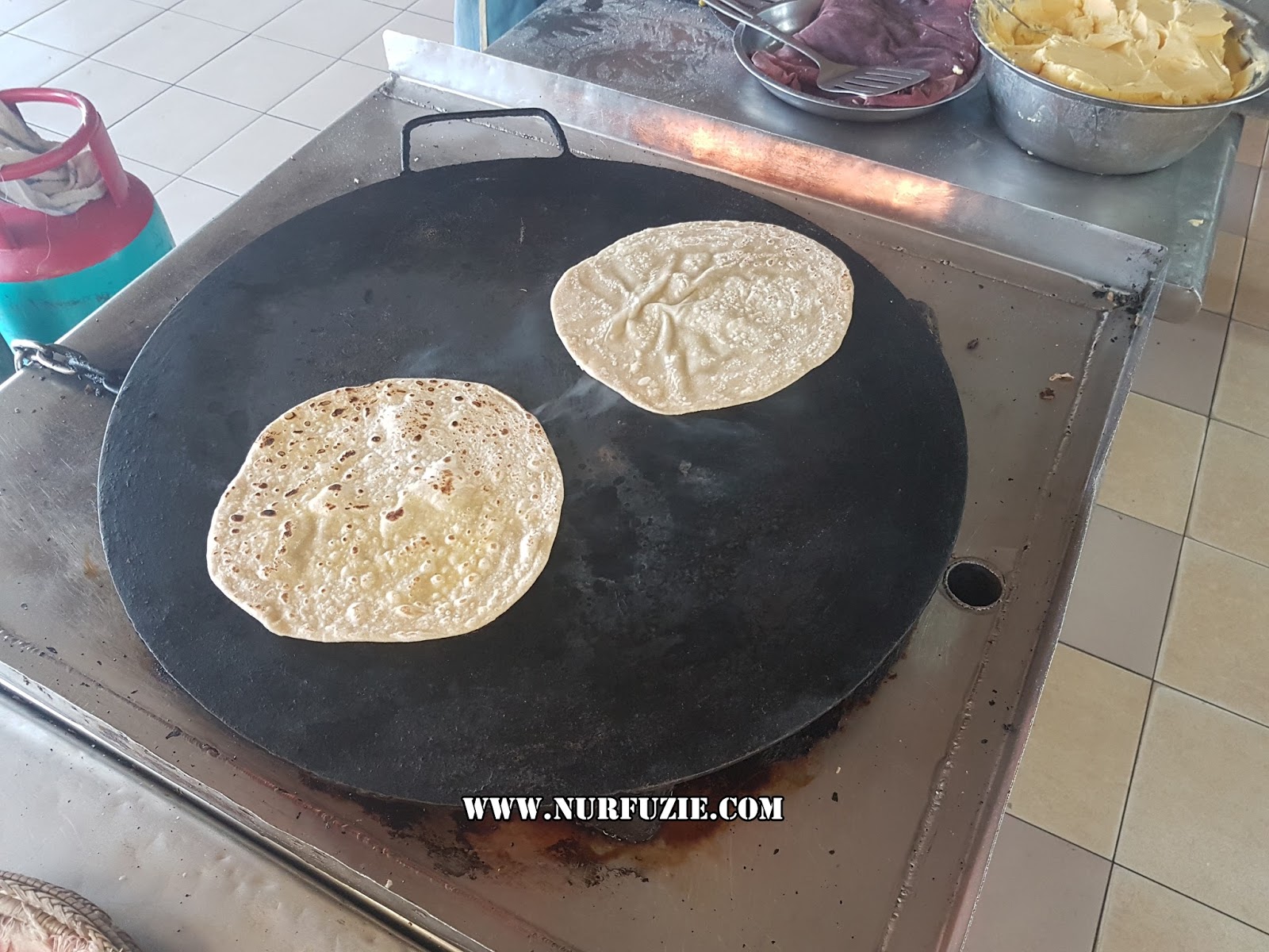 Capati Lembut dan Kari Kambing Sedap Di Capati Corner Tapah