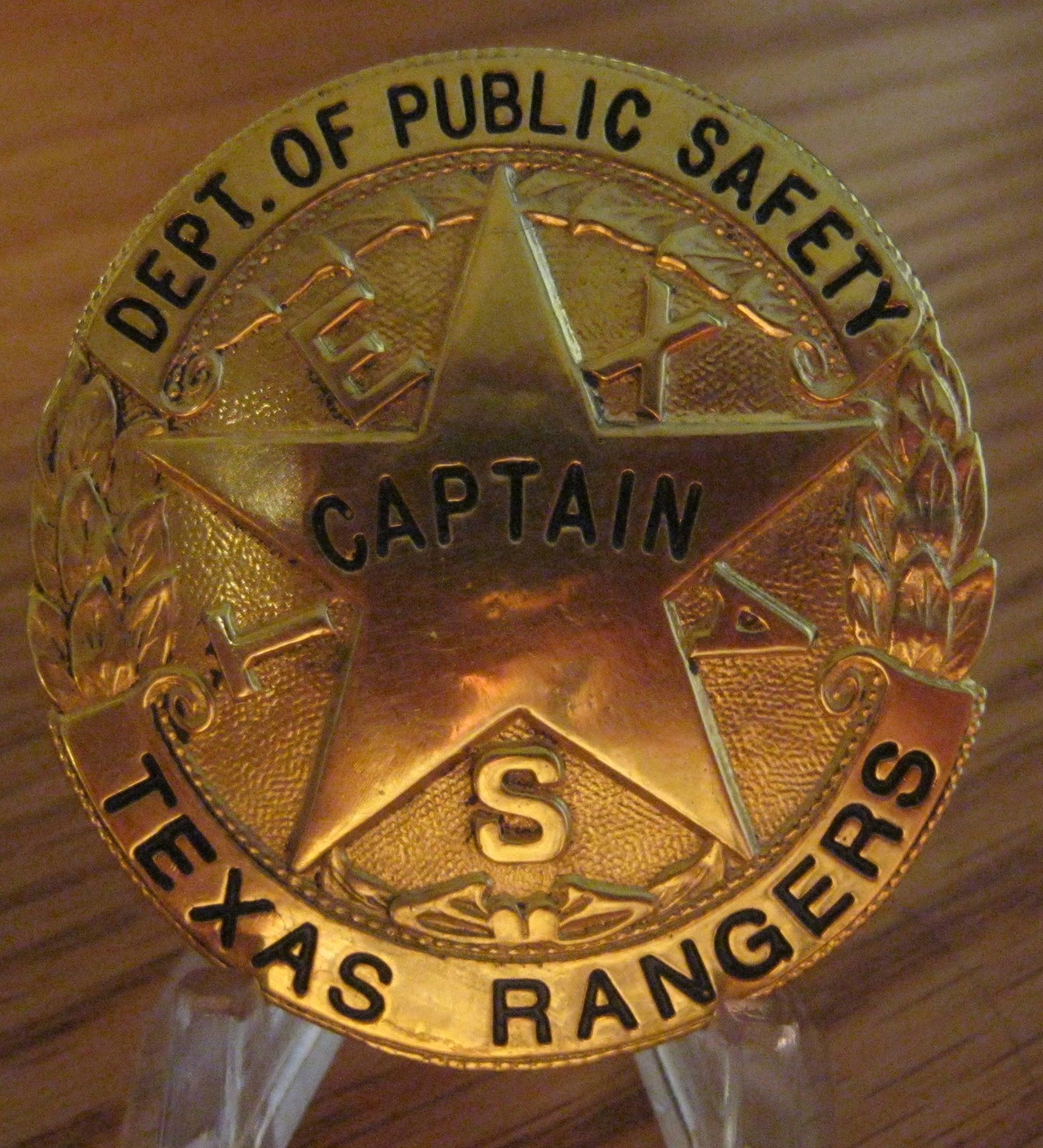 the NAVASOTA CURRENT: Texas Ranger Badges... and those that want to be