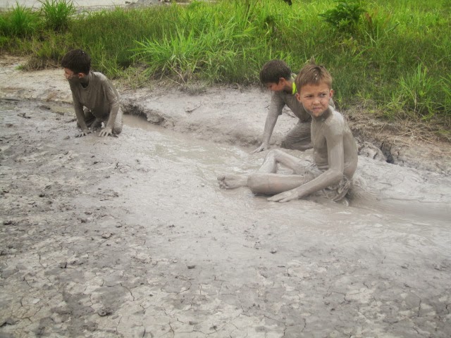 Life in Brunei: A morning at the mud volcanoes