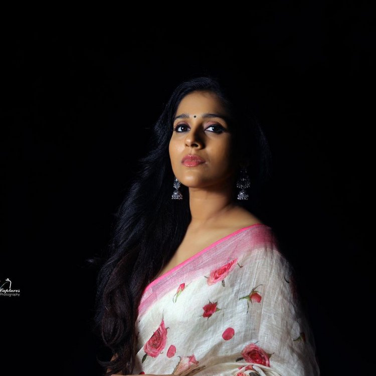 Anchor Rashmi Gautam Latest Photoshoot Stills